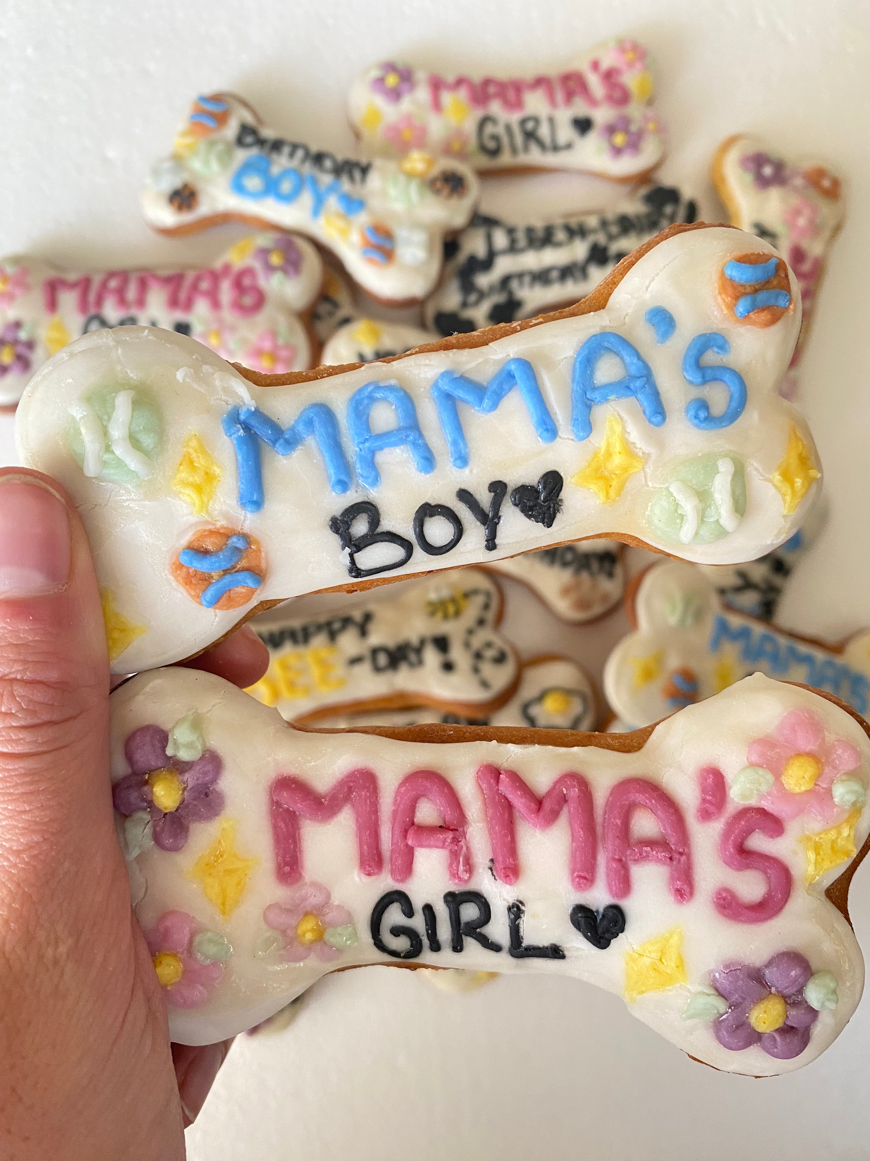 "Mama's Girl" and "Mama's Boy" Bone Cookie – Baking You Happy Co